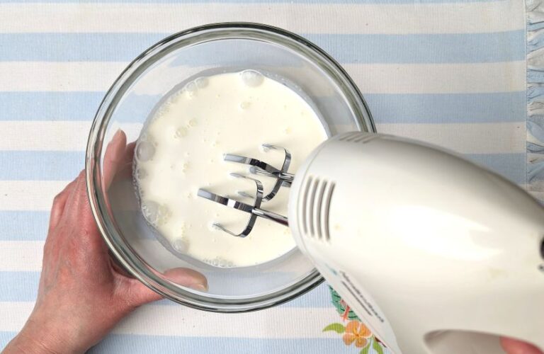 Easy Homemade Whipped Cream: Quick and Delicious | Kitchen Ready Betty
