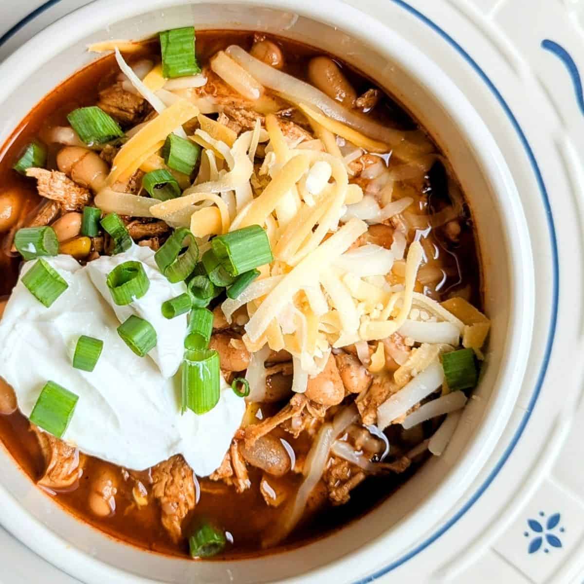 Easy White Bean Chicken Chili - Kitchen Ready Betty